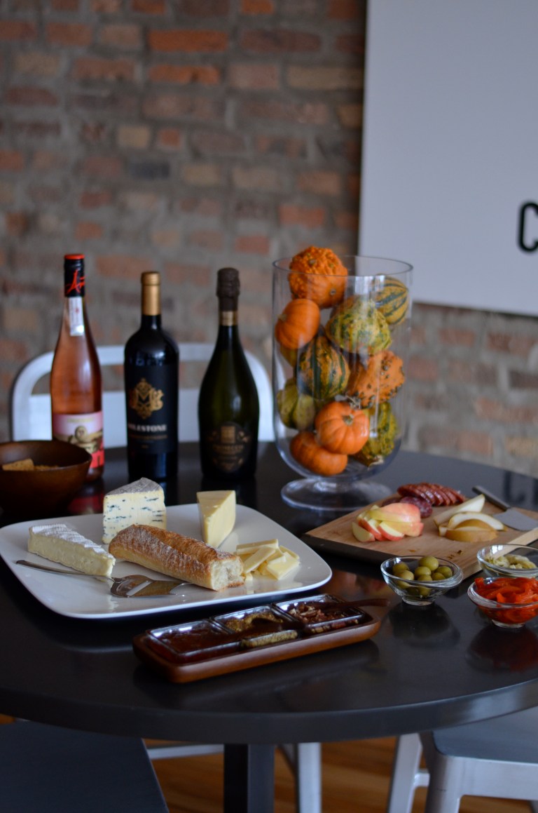 How to Build the Perfect Cheese Plate | Mikey's In My Kitchen